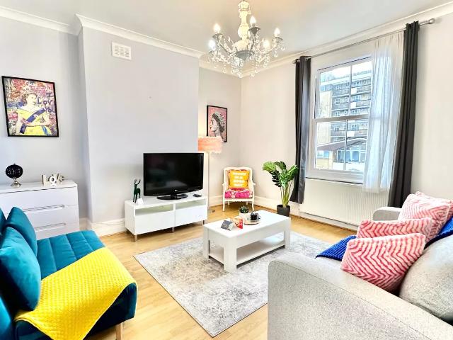 Apartment at Dalston Lane, Greater London
