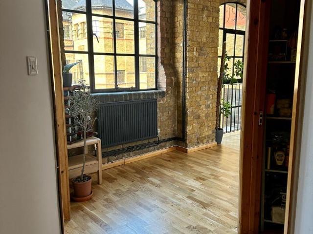 Apartment at Dalston Lane, Greater London