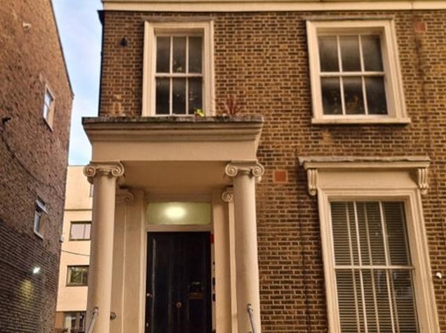 Apartment at Dalston Lane, Greater London