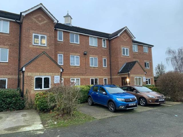 Apartment at Danbury Crescent, South Ockendon