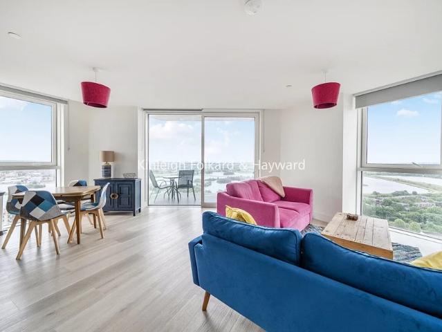 Apartment at Daneland Walk, Greater London