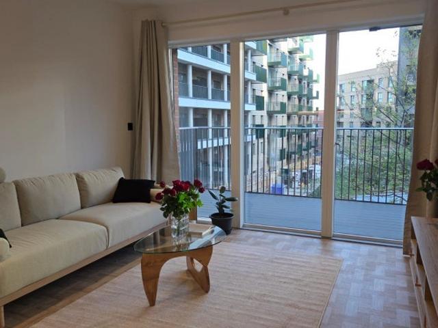 Apartment at Danvers Avenue, Greater London