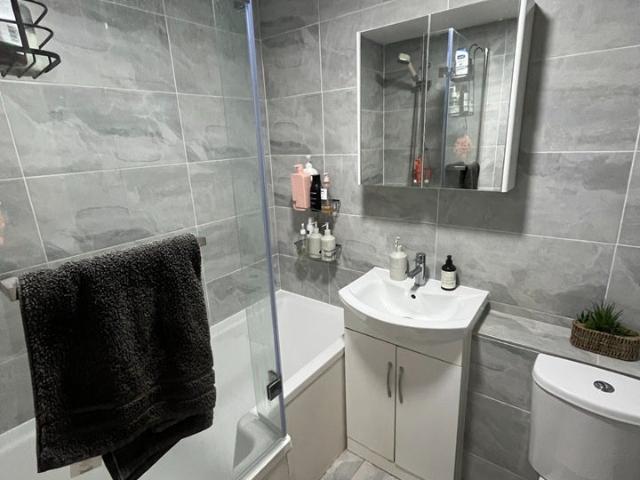 Apartment at Dart Street, City of Westminster