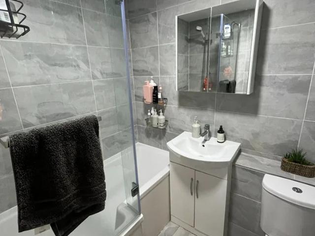 Apartment at Dart Street, City of Westminster