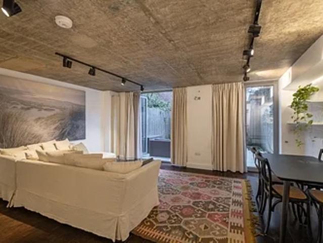 Apartment at Dartmouth Close, City of Westminster