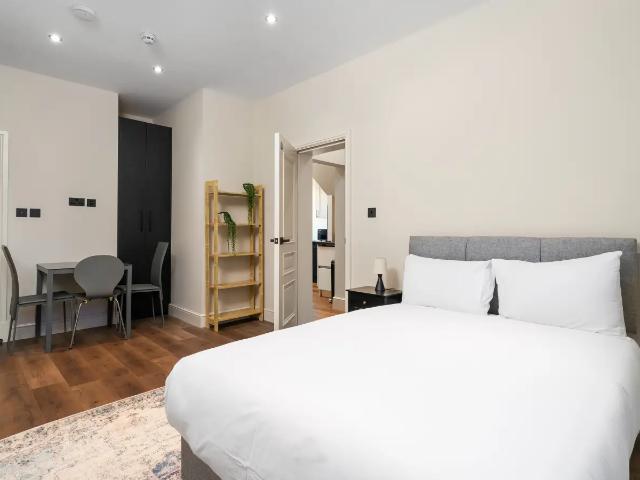 Apartment at Dartmouth Road, Greater London