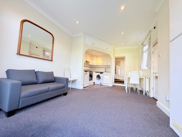 Apartment at Dartmouth Road, Greater London