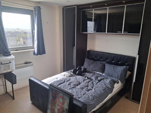 Apartment at Devonport Street, Greater London