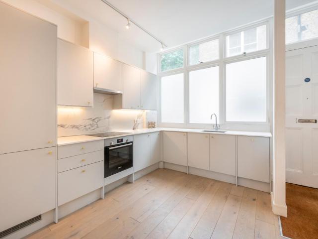 Apartment at Devonshire Court, Greater London