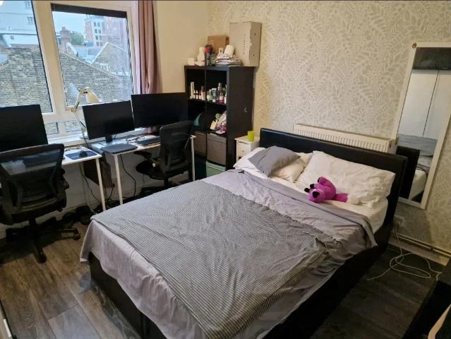 Apartment at Devonshire Court, Greater London