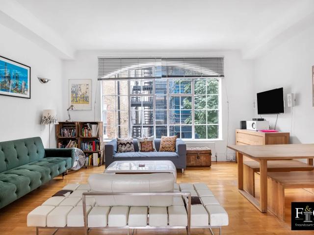 Apartment at Devonshire Court, Greater London