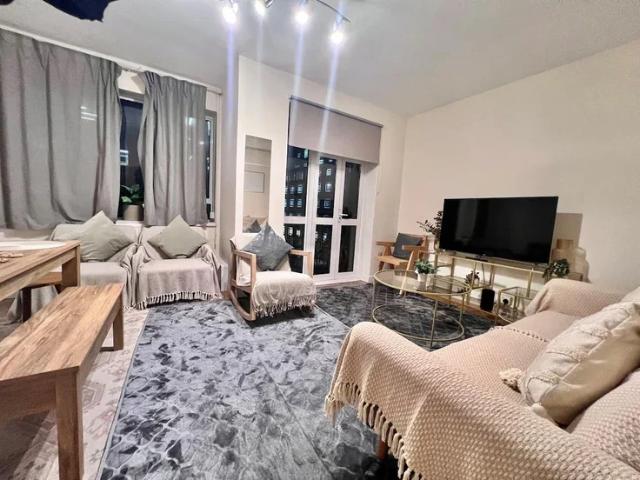 Apartment at Devonshire Court, Greater London