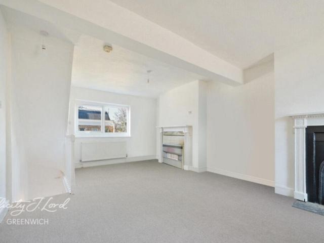 Apartment at Devonshire Drive, Greater London