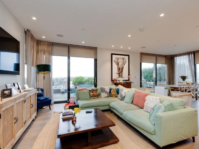 Apartment at Devonshire Place, City of Westminster