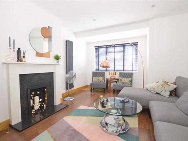 Apartment at Devonshire Road, Greater London