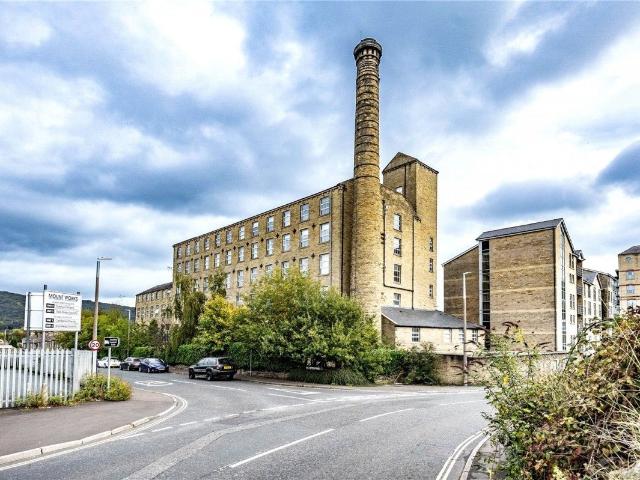 Apartment at Dewsbury Road, Calderdale