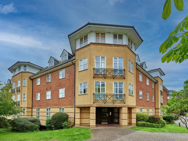 Apartment at Dexter Close, St Albans