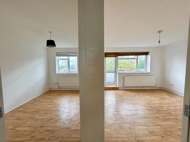 Apartment at D'Eynsford Road, Greater London