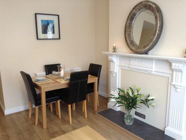 Apartment at De La Pole Avenue, Hull