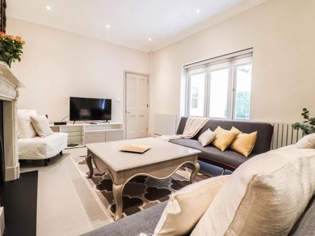 Apartment at De Vere Gardens, Greater London