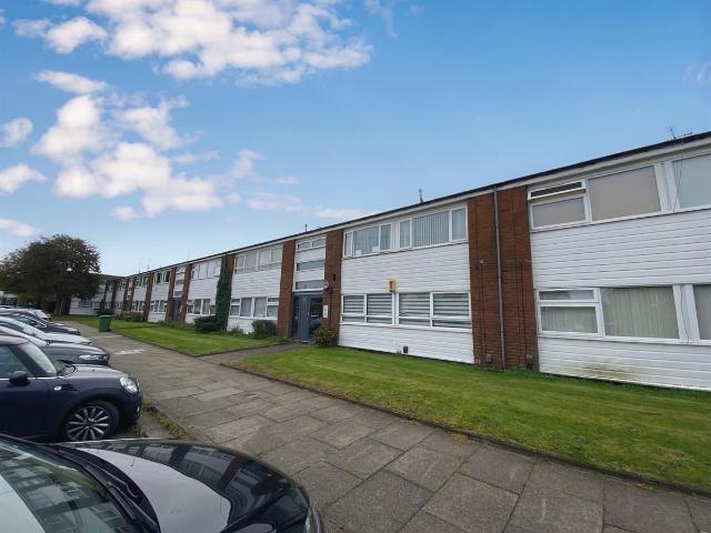 Apartment at De Villiers Avenue, Crosby