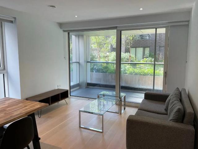 Apartment at Deacon Street, Greater London