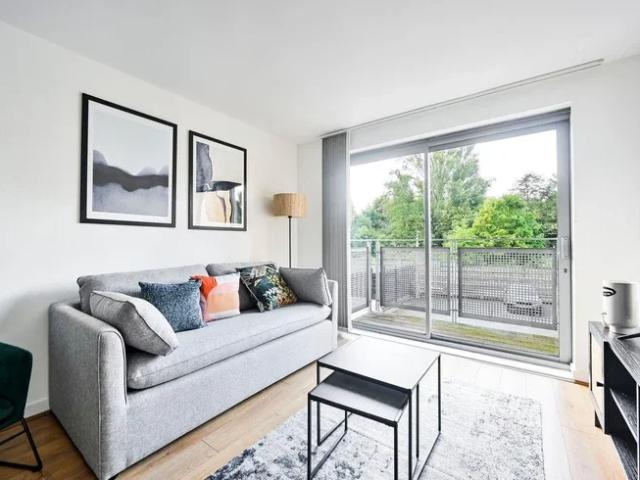 Apartment at Deals Gateway, Greater London