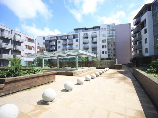 Apartment at Deals Gateway, Greater London