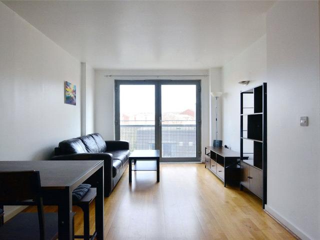 Apartment at Deals Gateway, Greater London