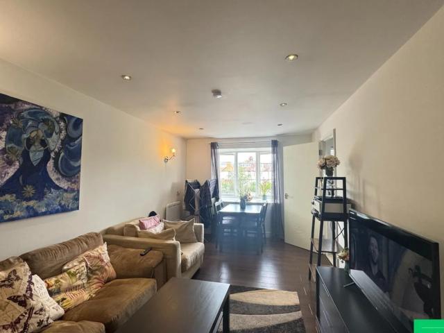 Apartment at Deanery Close, Greater London