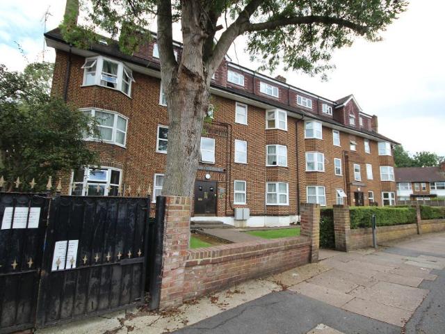 apartment at Deans Court, Brook Avenue, Edgware, Middlesex, HA8 9XB