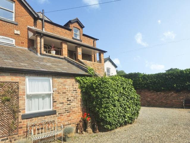 Apartment at Dee Banks, Chester