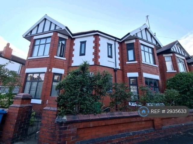 Apartment at Denison Road, Manchester
