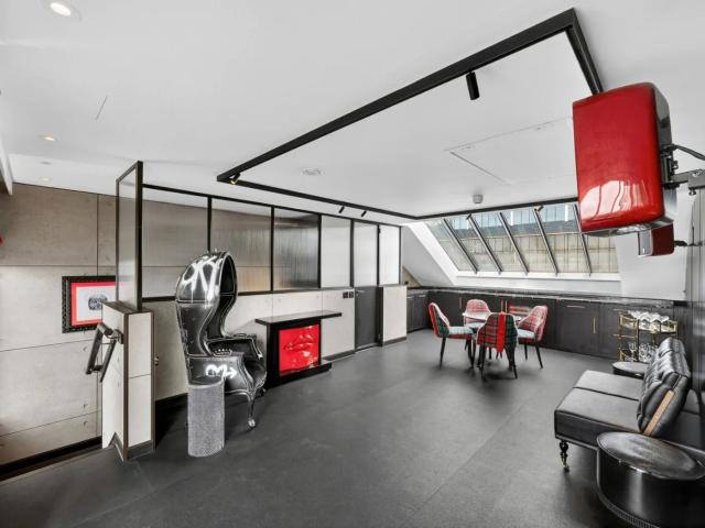 Apartment at Denmark Street, Greater London