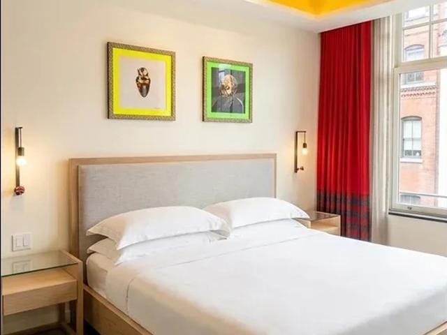 Apartment at Denmark Street, Greater London
