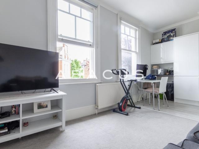 Apartment at Dennington Park Road, Greater London