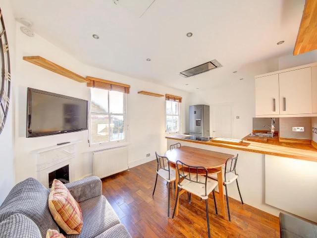 Apartment at Denton Street, Greater London