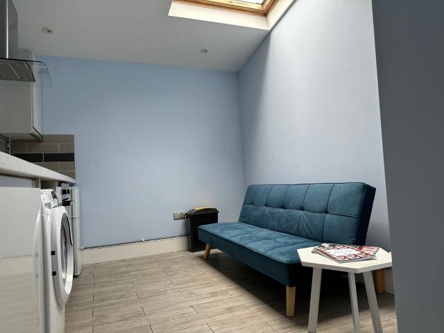 Apartment at Derwent Avenue, Greater London