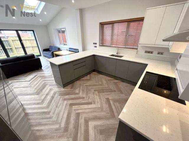 Apartment at Derwentwater Terrace, Leeds