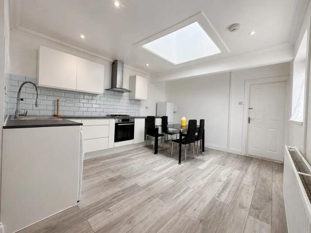 Apartment at Desborough Avenue, High Wycombe
