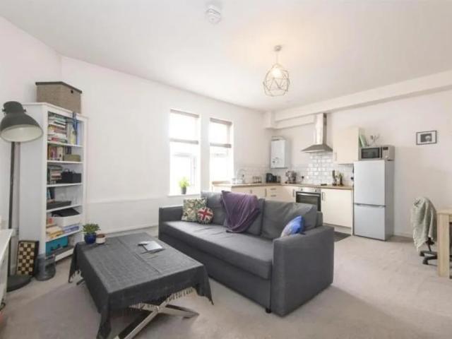 Apartment at Desborough Road, Eastleigh