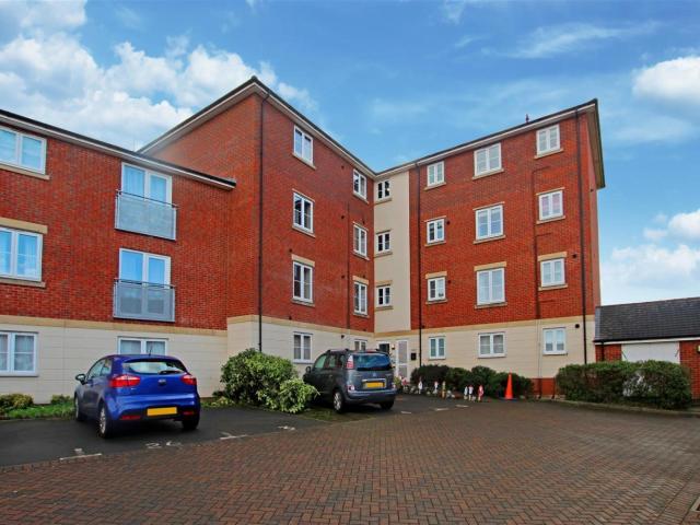 Apartment at Dixon Close, Redditch