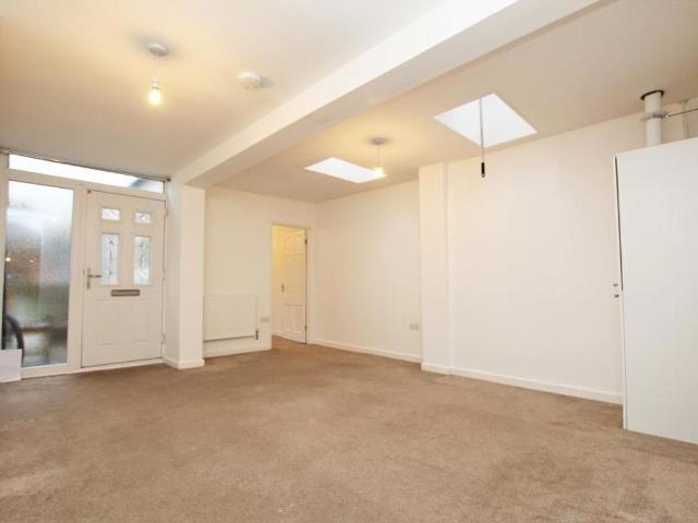 Apartment at Diamond Street, Bristol