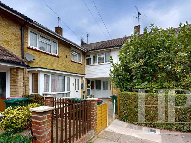 Apartment at Dickens Road, Crawley