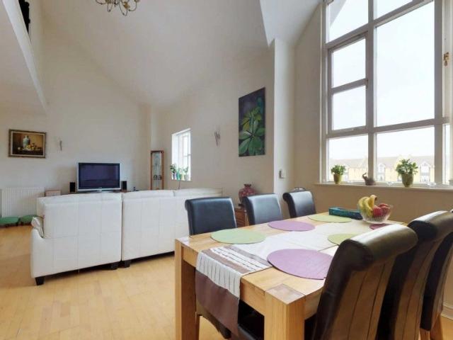 Apartment at Dickinson Quay, Dacorum