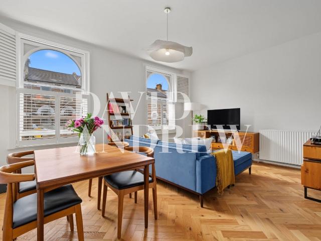Apartment at Digby Crescent, Greater London
