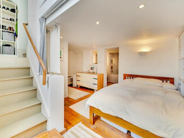 Apartment at Digby Crescent, Greater London