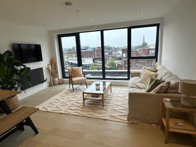 Apartment at Diggers Lane, Elmbridge