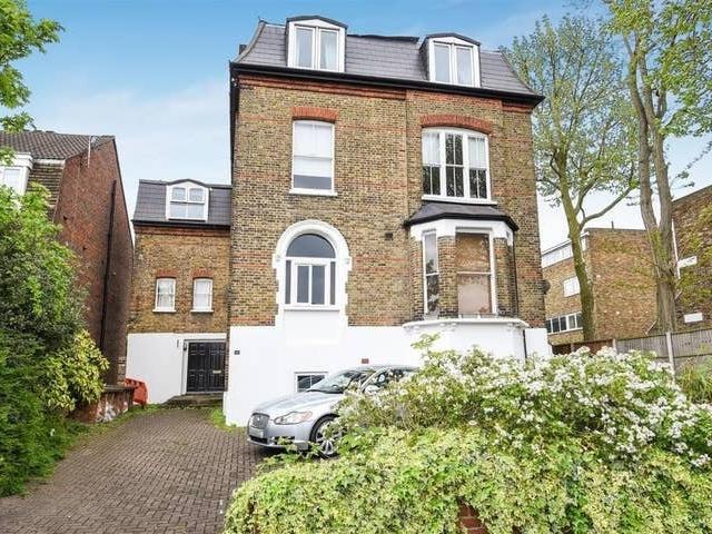 Apartment at Dingley Lane, Greater London