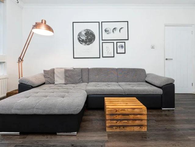 Apartment at Diss Street, Greater London